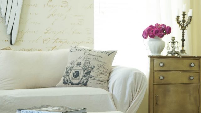 Home Decor Ideas Using Less Is More