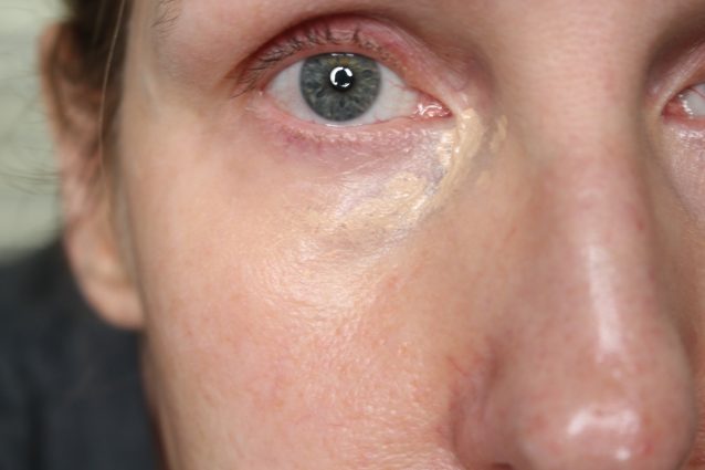 HOW TO AVOID CREPEY EYES FOR MATURE WOMEN - MAKEUP FOR MATURE SKIN